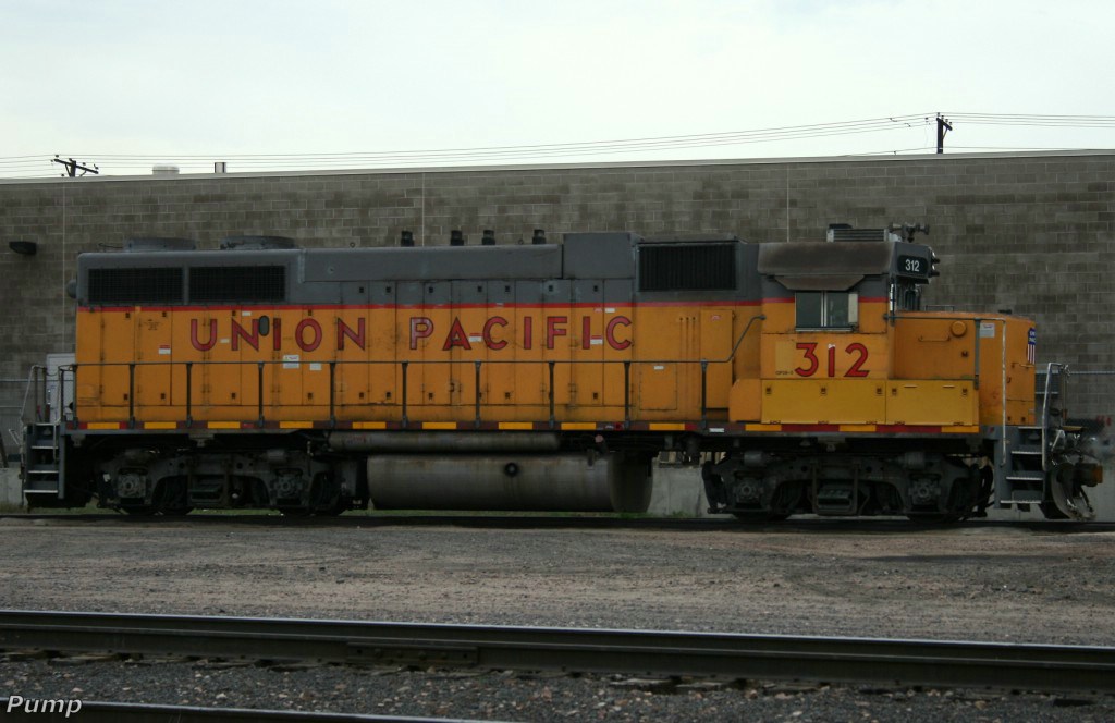 UP GP38-2 - UP 312